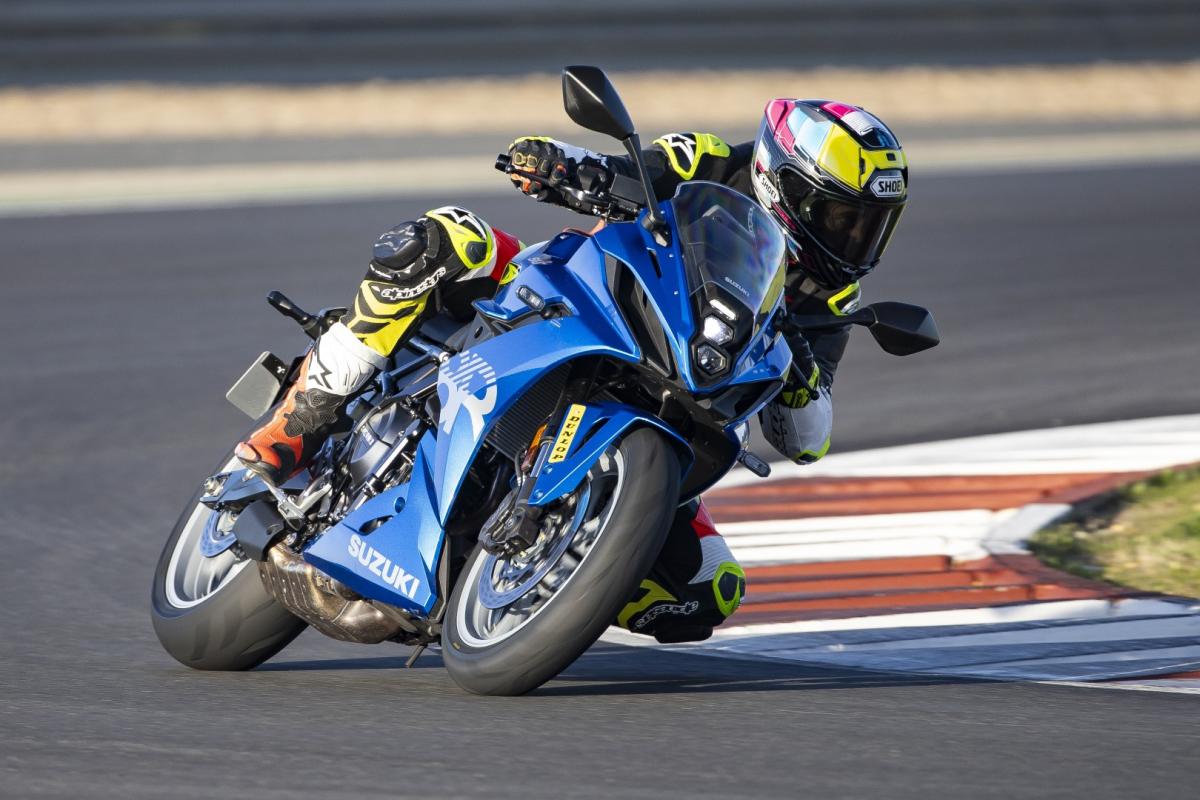 Suzuki GSX-8R / Prueba / Ficha técnica / Precio
