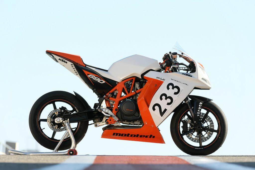 KTM RC4 690R Mototech