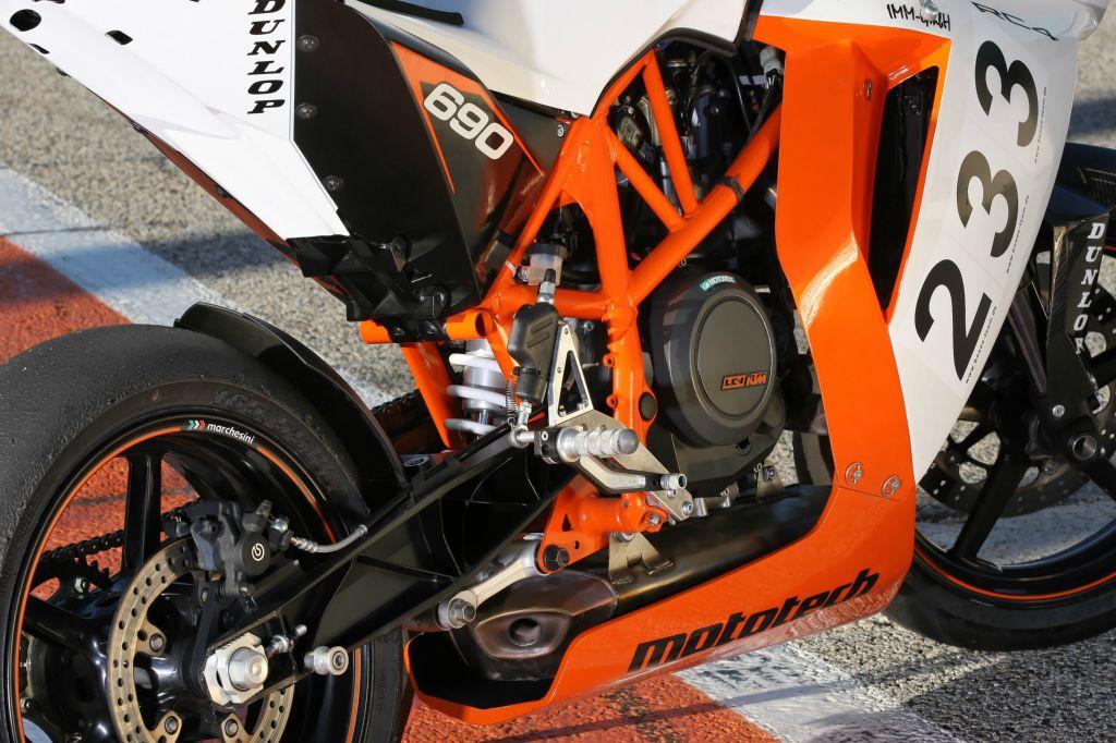 KTM RC4 690R Mototech