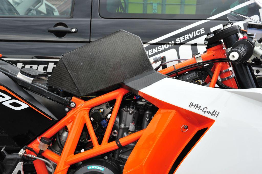 KTM RC4 690R Mototech