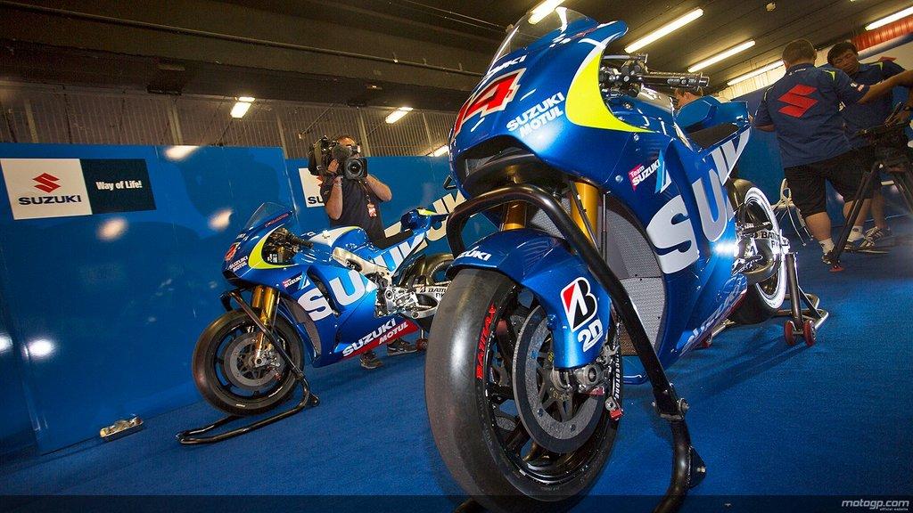 Fotos Suzuki GSV-R 2015 MotoGP
