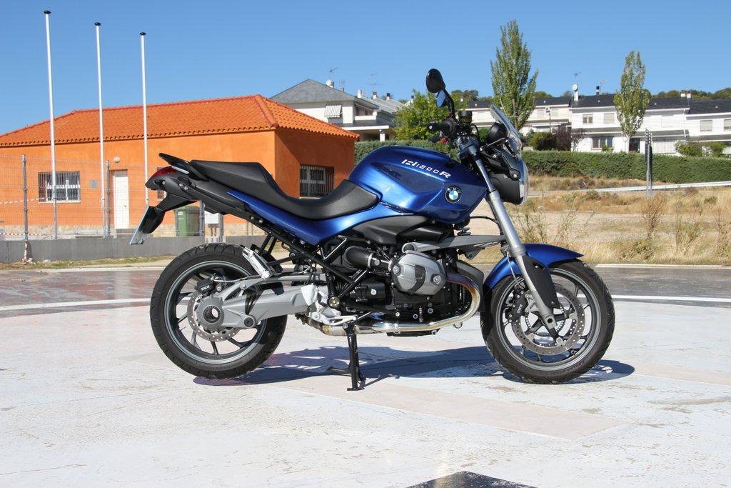 Prueba BMW R 1200 R 2013: la maxi-naked bávara