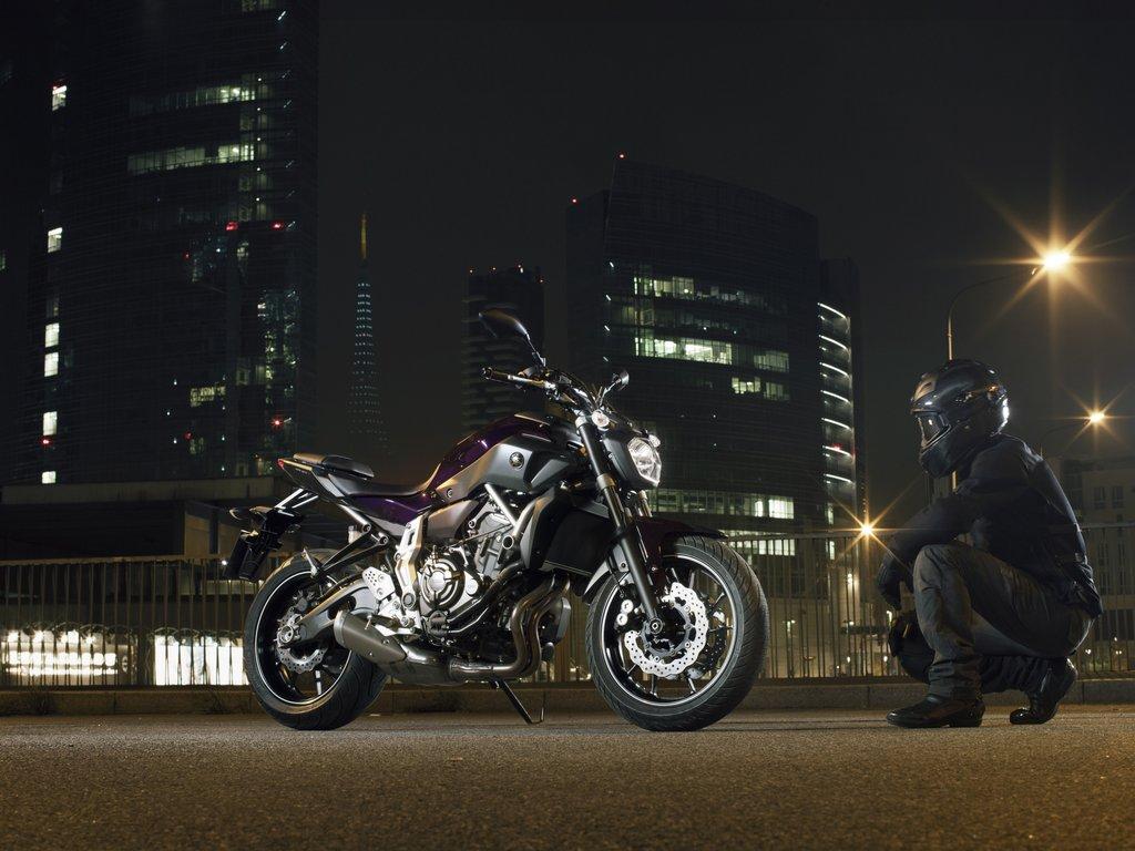 Fotos Yamaha MT-07 2014