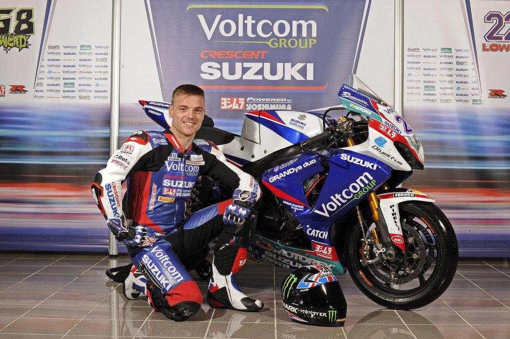 Fotos presentación Voltcom Crescent Suzuki SBK 2014