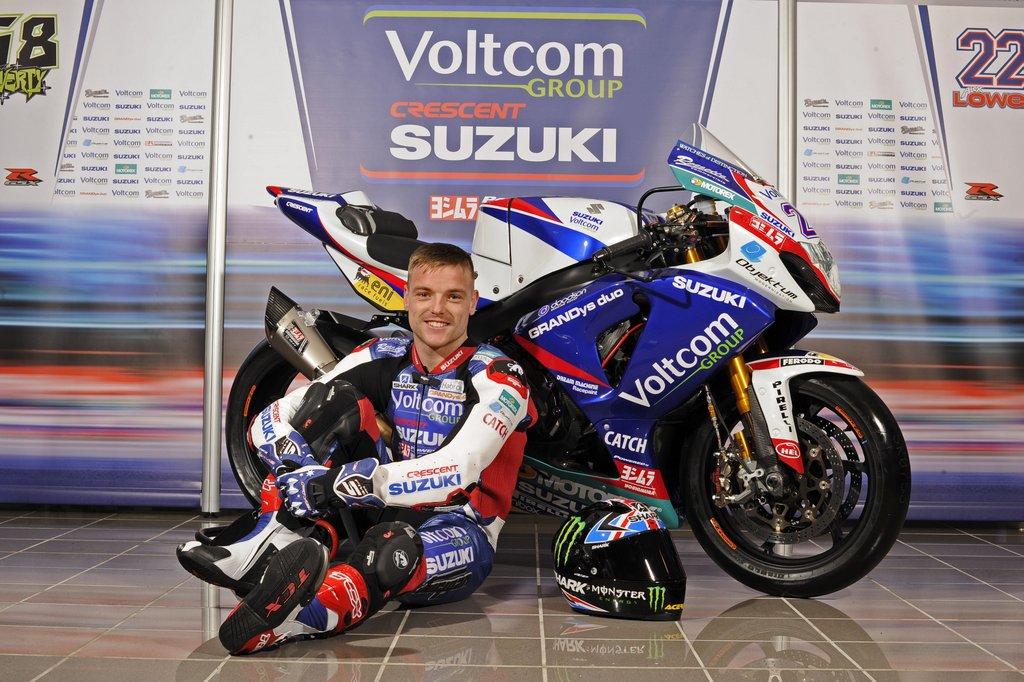 Fotos presentación Voltcom Crescent Suzuki SBK 2014