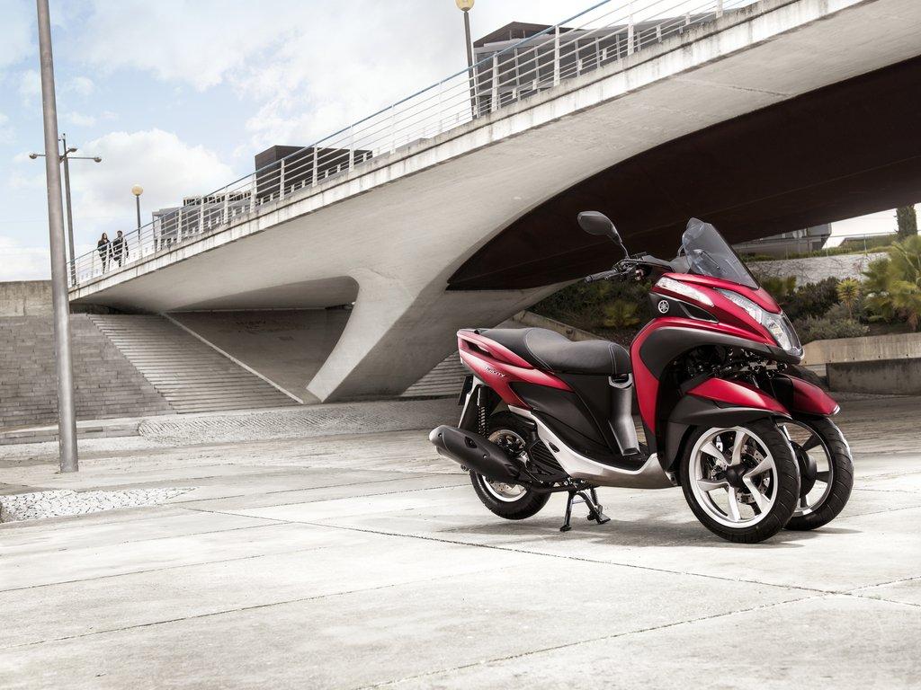 Yamaha Tricity 125 2014, el nuevo scooter de tres ruedas japonés
