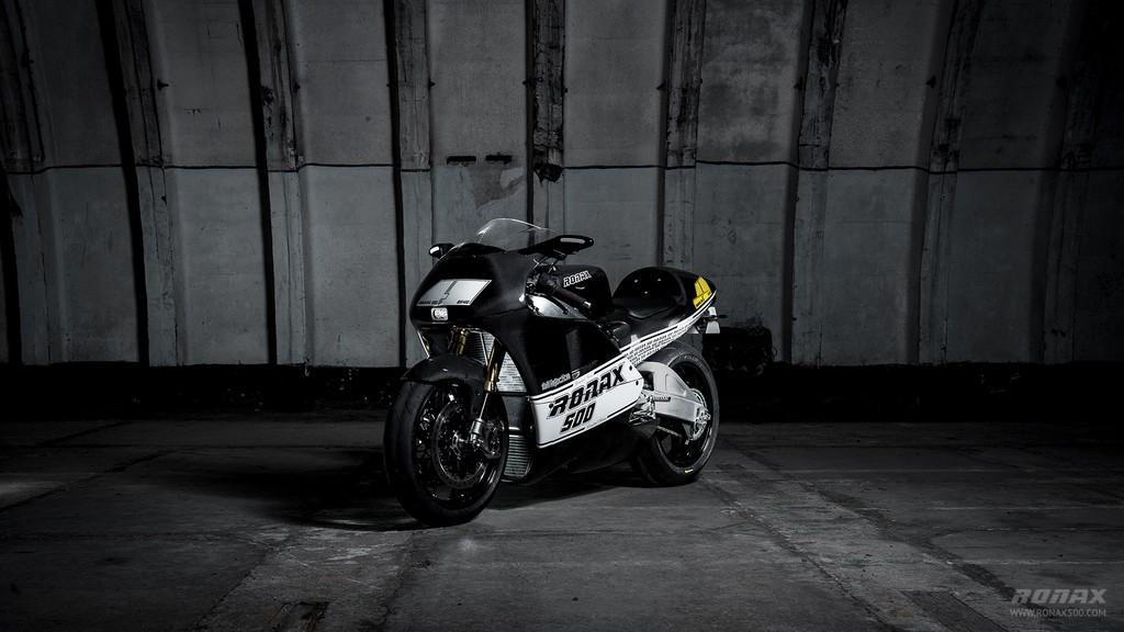 Ronax 500: info, fotos y vídeo de esta brutal deportiva 2 tiempos