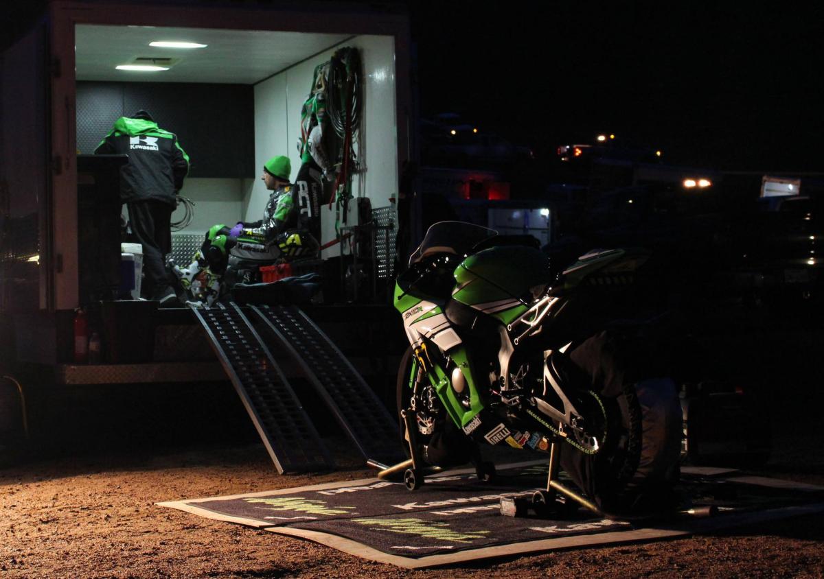 Jeremy Toye gana el Pikes Peak 2014 con una Kawasaki ZX-10R