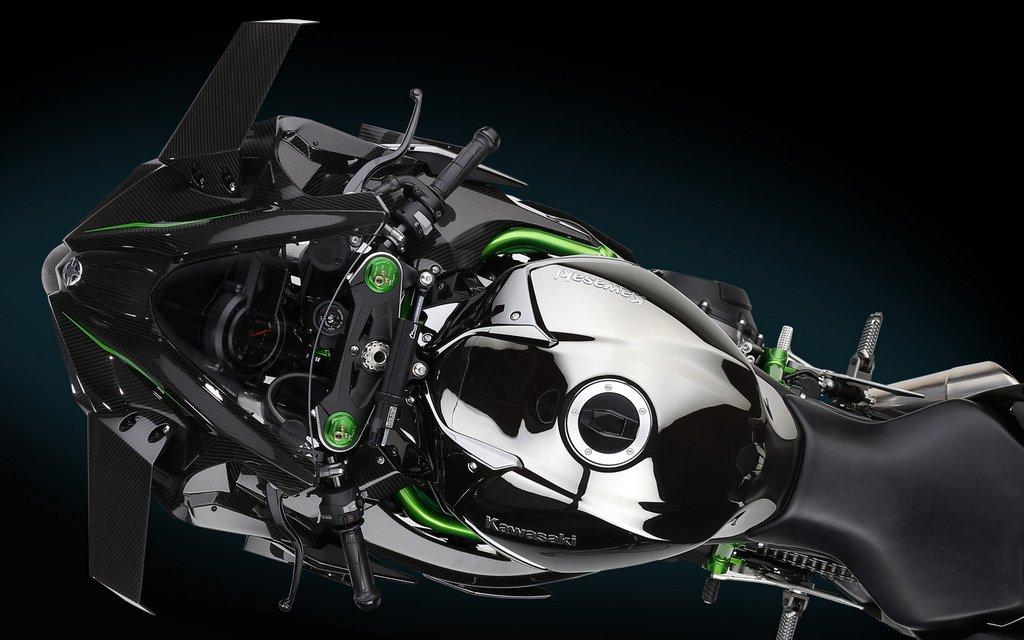 Kawasaki H2R 2015: datos y fotos oficiales de la nueva bestia japonesa