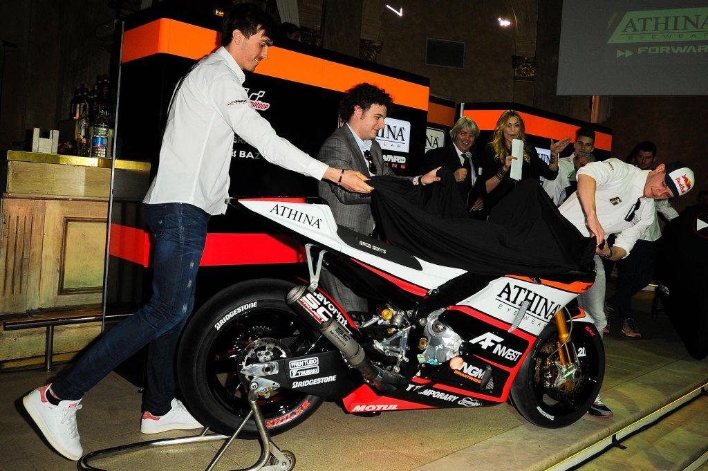 El Forward Racing Athinà muestra sus nuevos colores en Milán