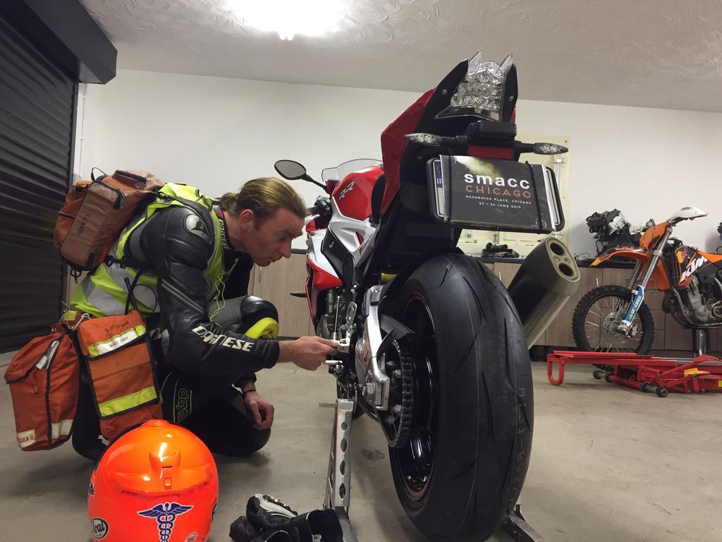 John Hinds: el doctor de las Road Races
