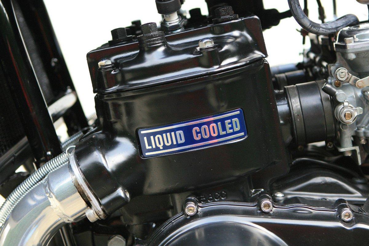 Suzuki GT 750 Café Racer Threesome