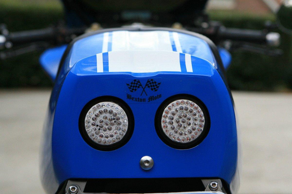 Suzuki GT 750 Café Racer Threesome