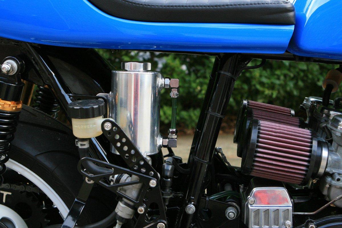 Suzuki GT 750 Café Racer Threesome