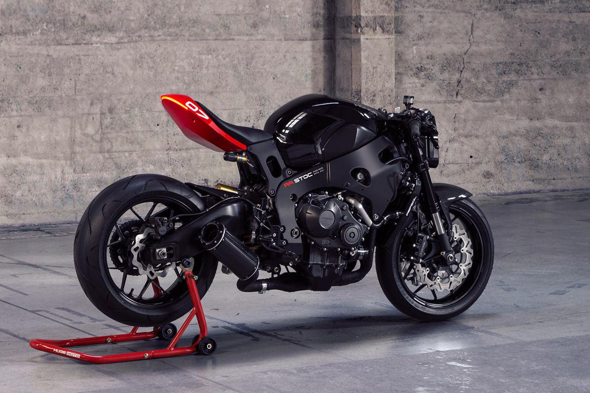 Honda CBR 1000 RR Café Fighter por Huge Moto