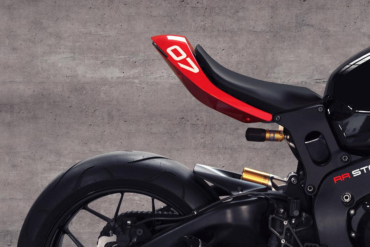 Honda CBR 1000 RR Café Fighter por Huge Moto