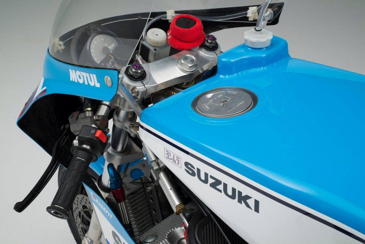 Suzuki XR69 by Team Classic Suzuki