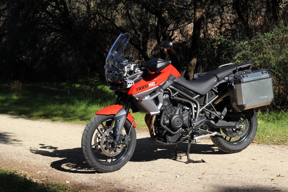 Vídeo-prueba Triumph Tiger 800 XRT 2016: equipada para cualquier ocasión