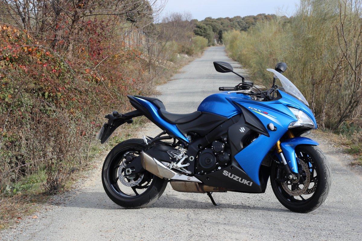 Vídeo-prueba Suzuki GSX S1000 F 2016: Equilibrio entre deportivida y ...