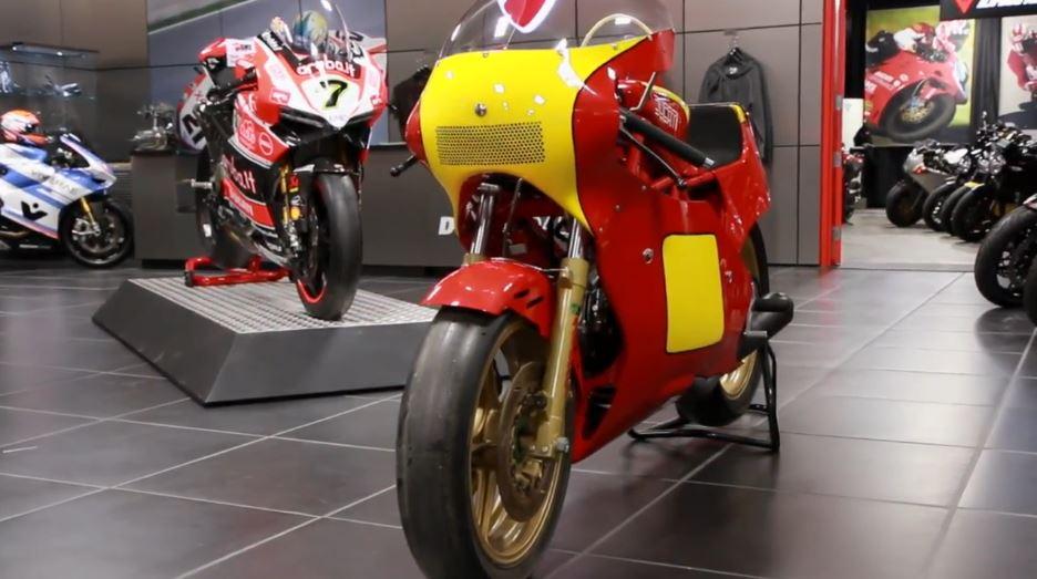 Sale a la venta una exclusiva Ducati TT2 de 1982 a estrenar