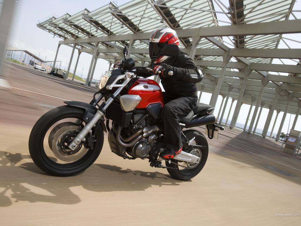 Yamaha MT-03 2011