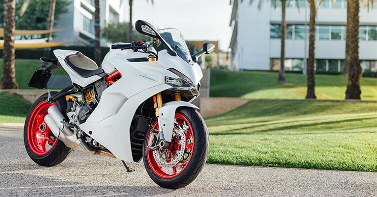 Ducati SuperSport ahora por 150 € al mes + 3 años de garantía