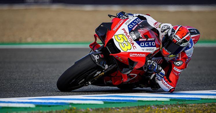 Tito Rabat sorprendido con el trato de Ducati: "Me dejan llevar la moto ...