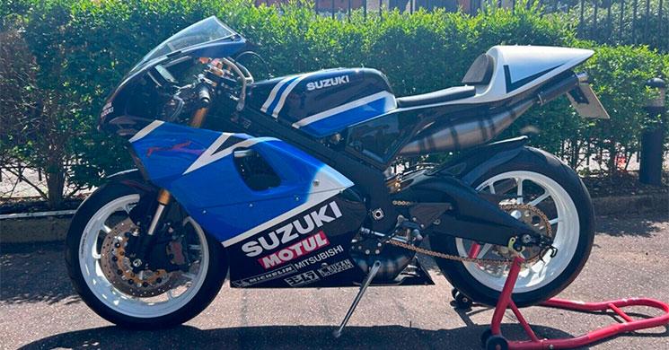 Venden una Suzuki RGV 500 matriculada como la de Kevin Schwantz a ...